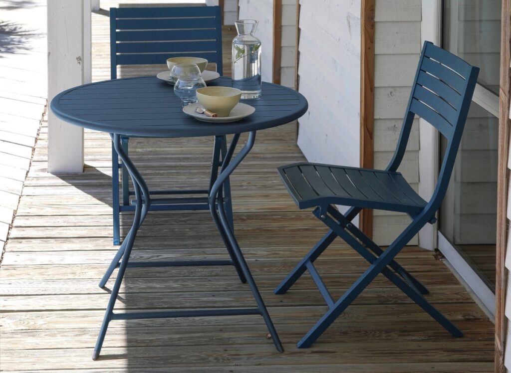 Décoration : quelle table de jardin choisir pour 2 personnes